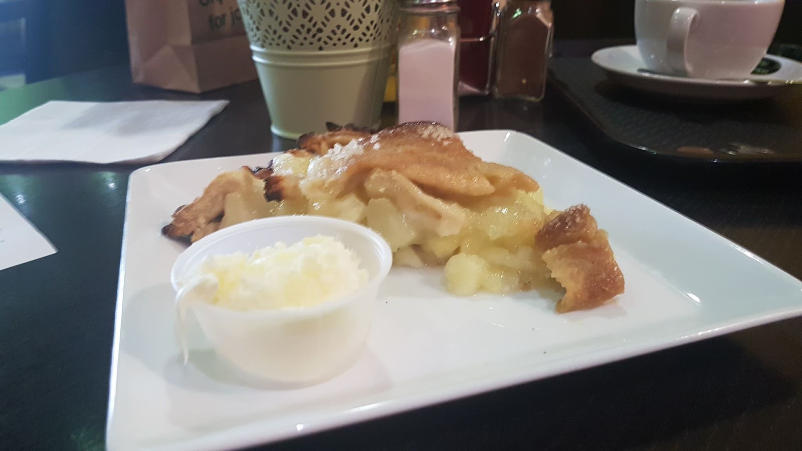 Porsche-noir: Freeport Talke, Stoke-on-Trent