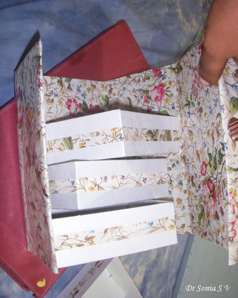 Cards ,Crafts ,Kids Projects: Folding Box Tutorial - Quilled Box