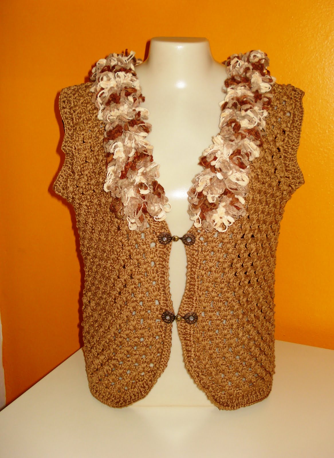 Vivian Crochê | A Moda em um Clique !: COLETE EM CROCHÊ