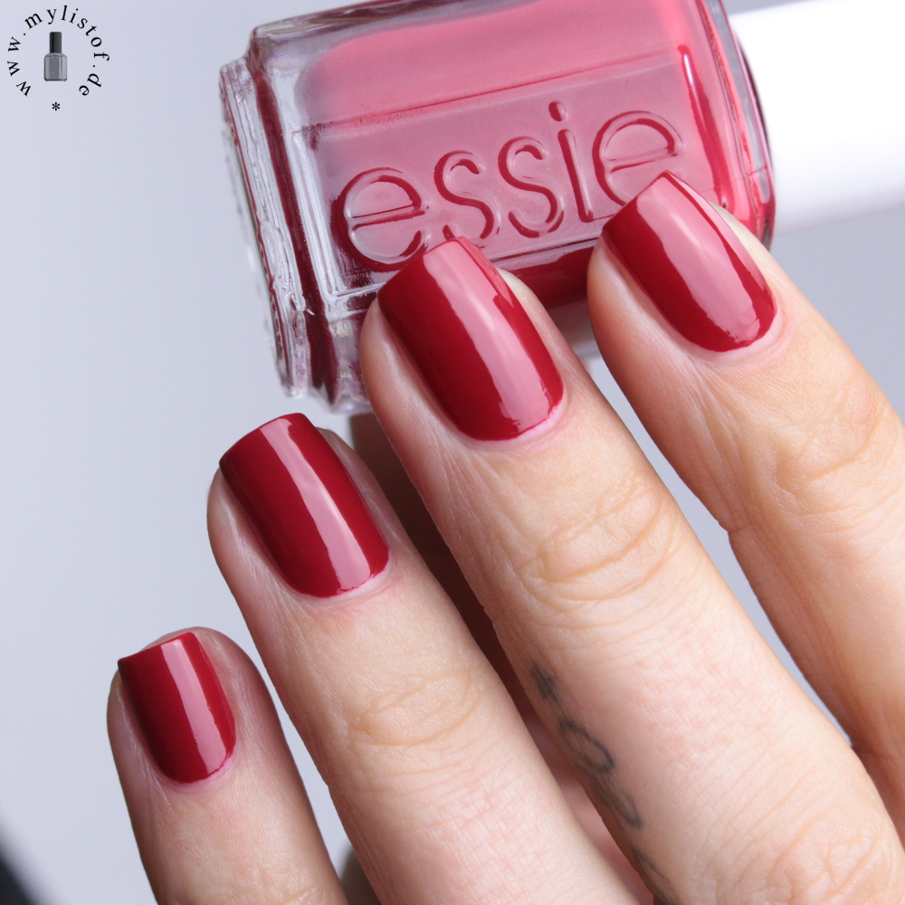 My List Of ....: [ Specialties ] Must-Have-Lack mit Essie Shall We Chalet?