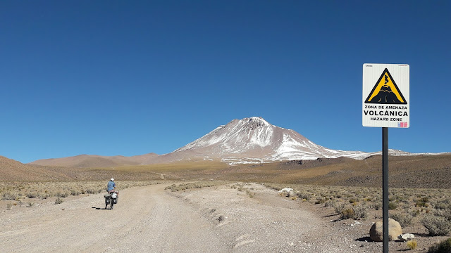 Chili : Volcan Aucanquilcha 6176m ~ Cyril sans feu, ni lieu