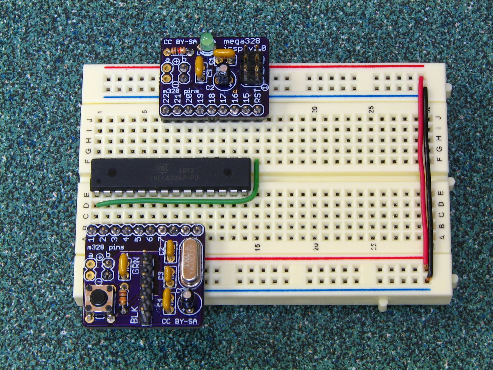 Adventures in Arduinoland: Arduino “Breadboard Helpers”