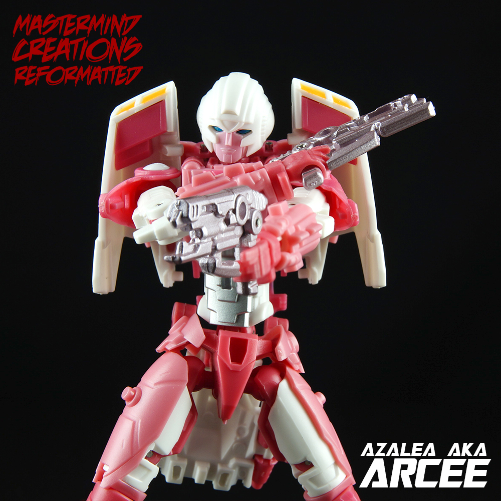 Opelouis's Toys Collection: Mastermind Creations Azalea(aka Arcee).