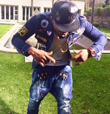 Photo: Ice Prince rocks limited edition 24-carat gold signature jeans