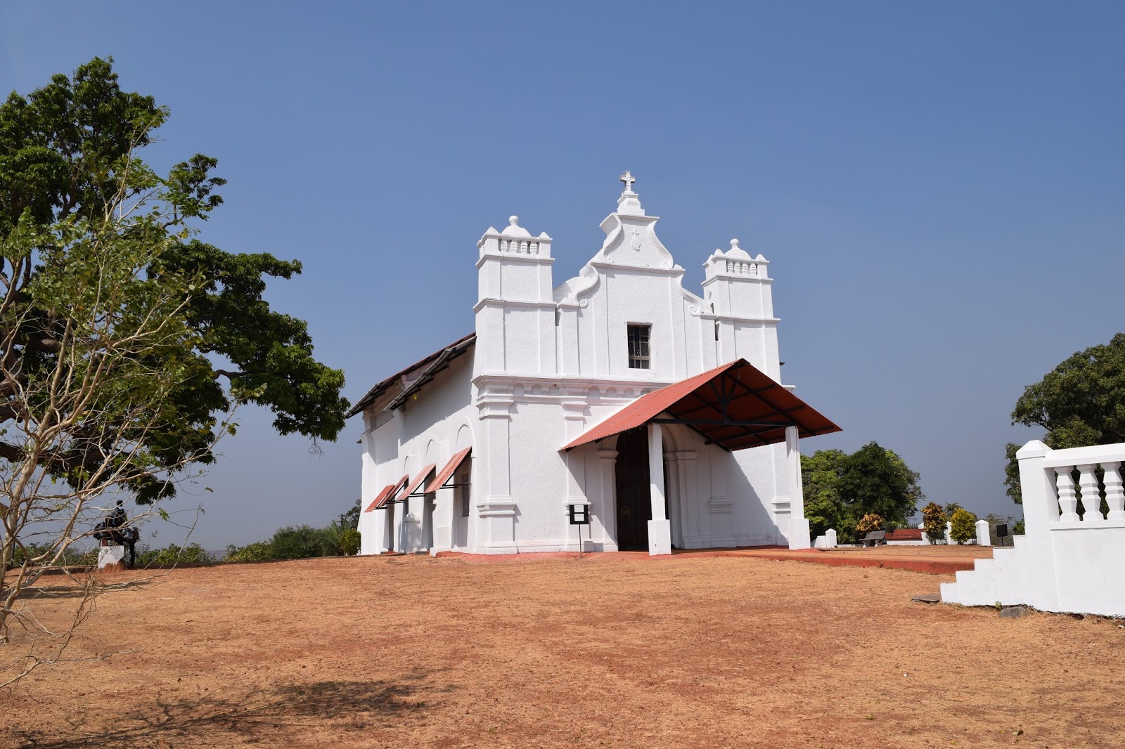Creepy Silence: 3 Three Kings Church