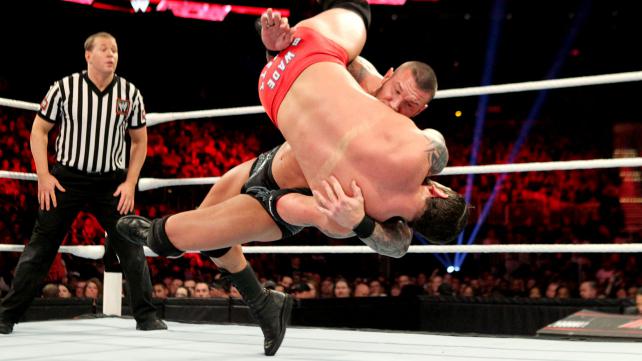 WWE In live!!!!: RANDY ORTON vs WADE BARRETT