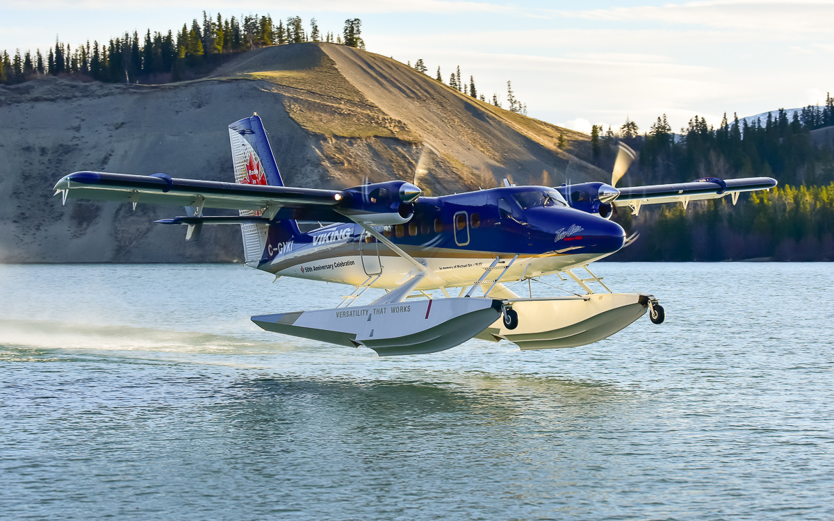 Airplane Photos Blog: Airplane in Water