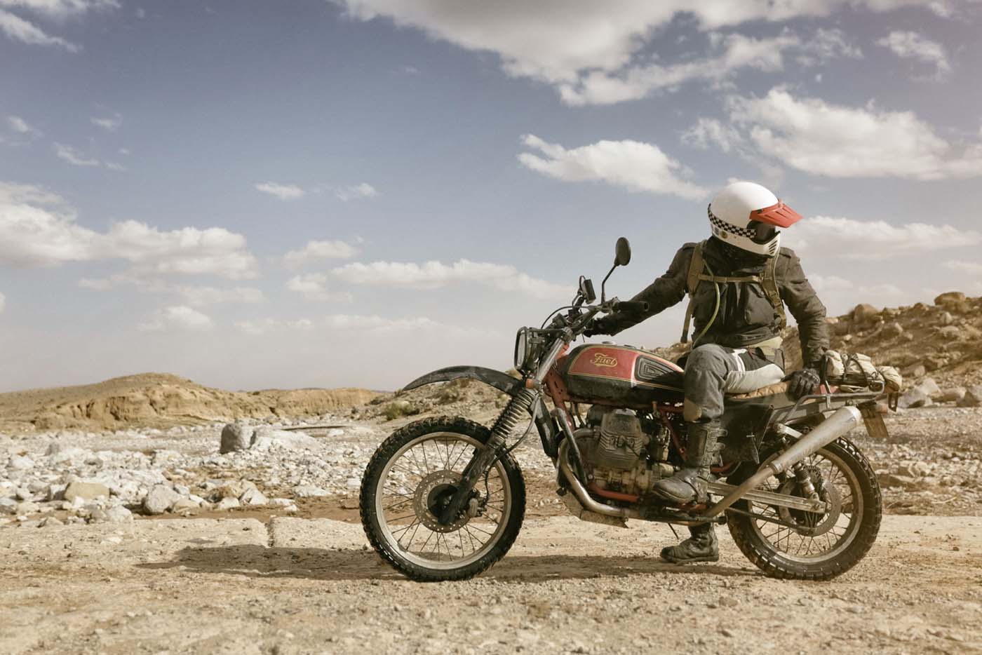 FUEL BAJA V65 / Fuel motorcycles