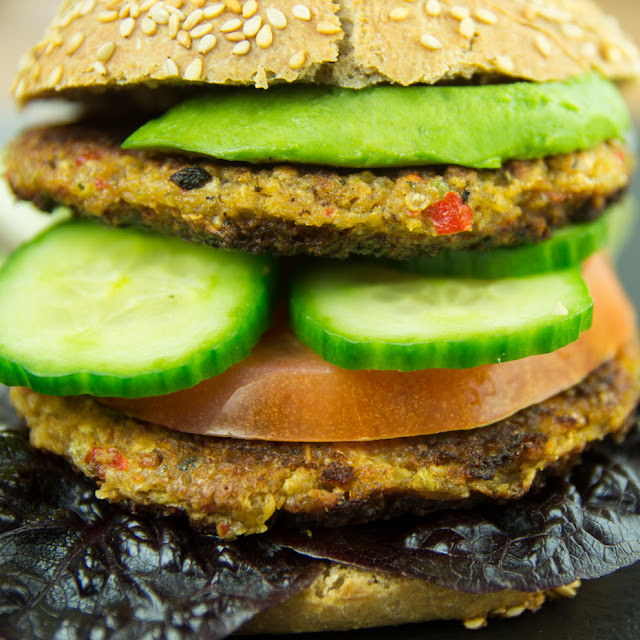 clean strong minimalist: vegetarische Burgerpatties aus Sellerie