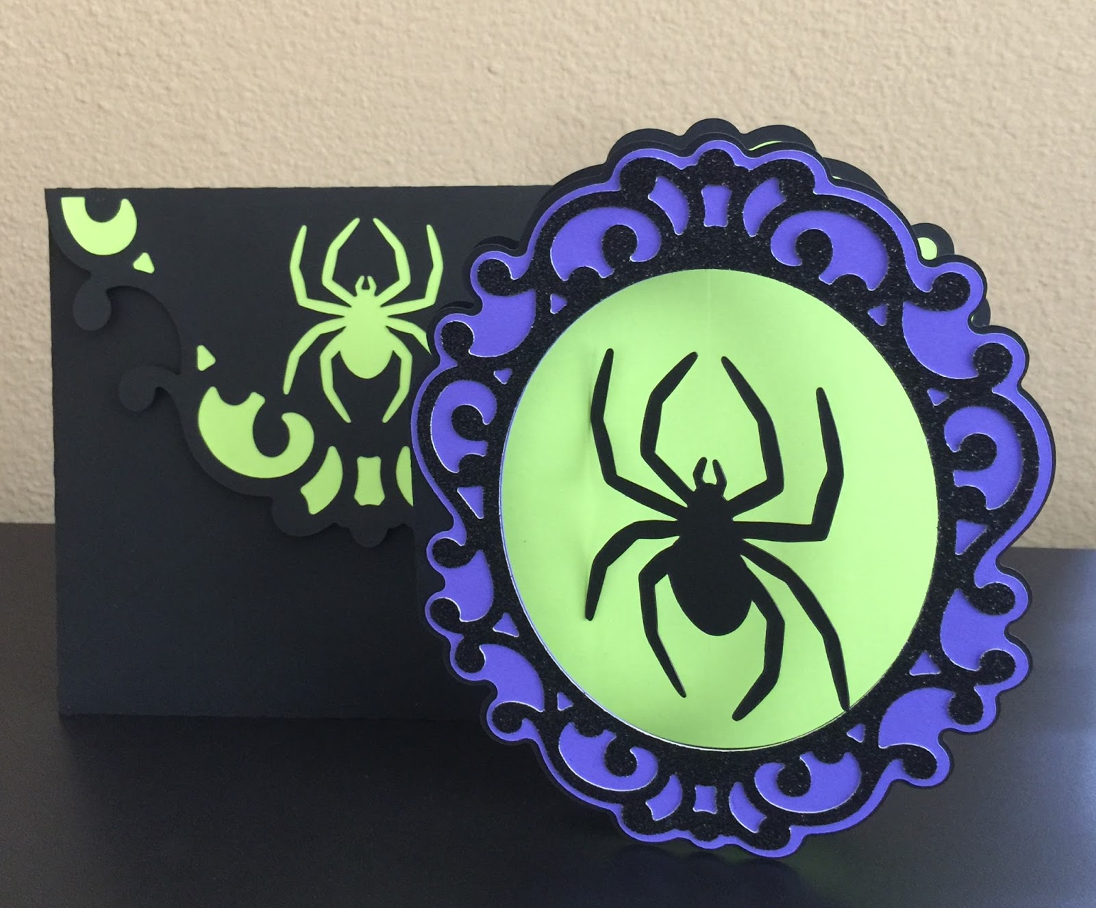 A Thing for Paper: Spinning Spider Card