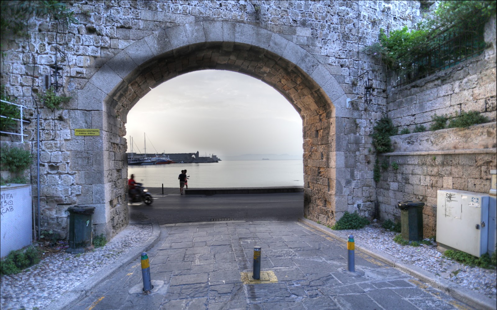 Mumbo Jumbo: Rhodes, Greece : Beaches, ancient ruins, medieval palaces ...