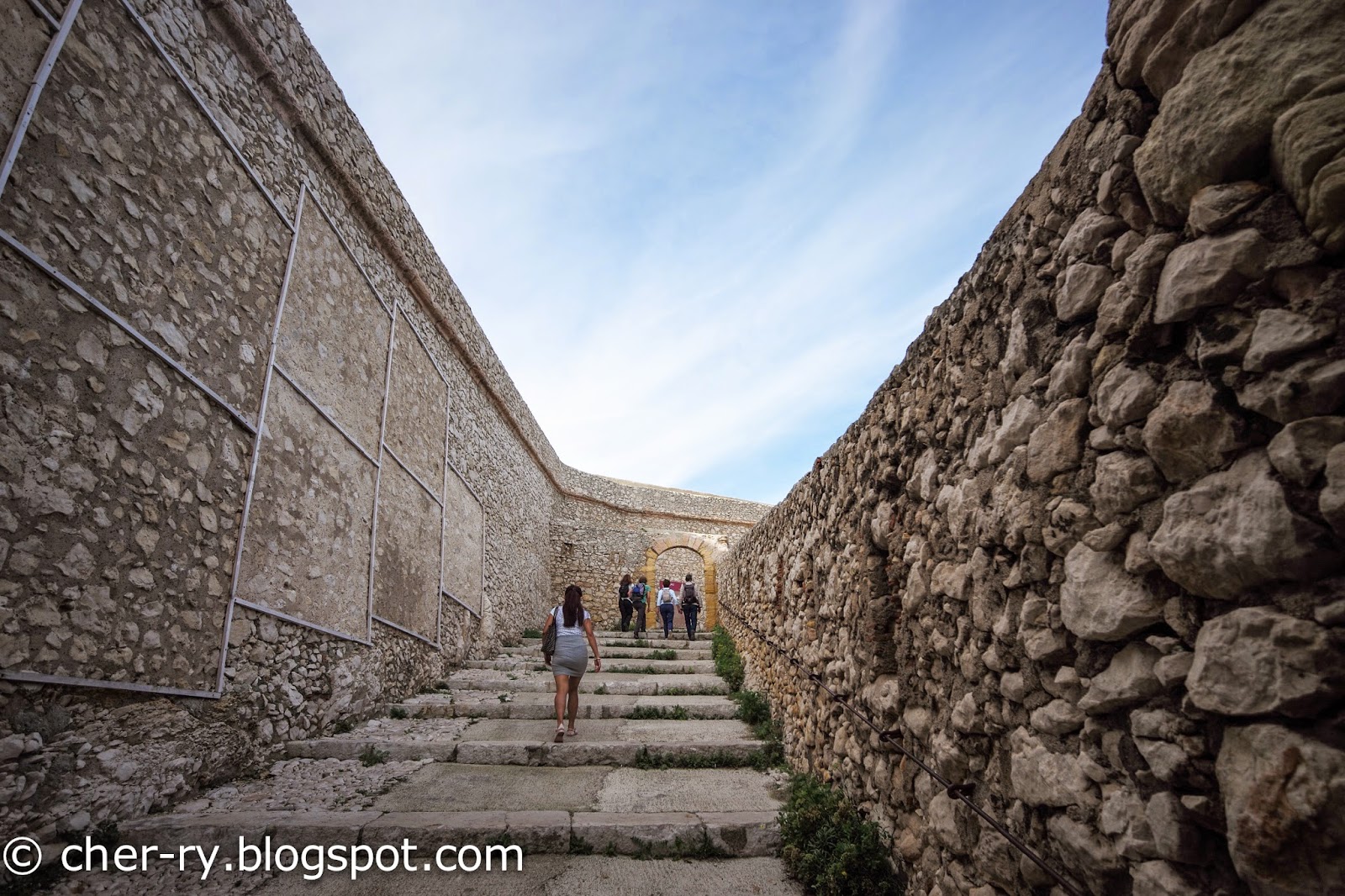 Life of a Lil Notti Monkey: Island Hopping in Marseille, France