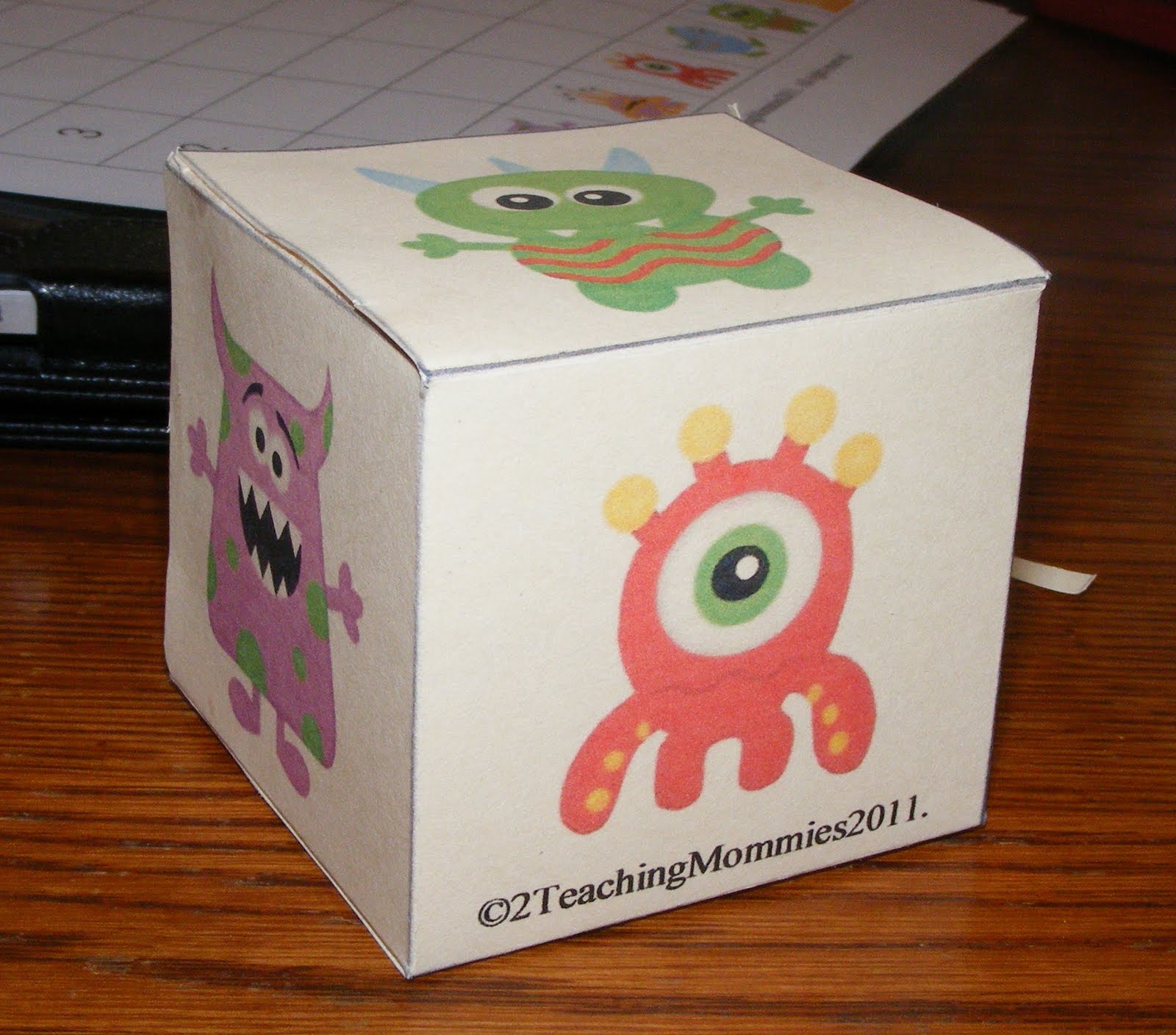 Ten kids and a Dog: Monster Theme Unit.....in time for Halloween