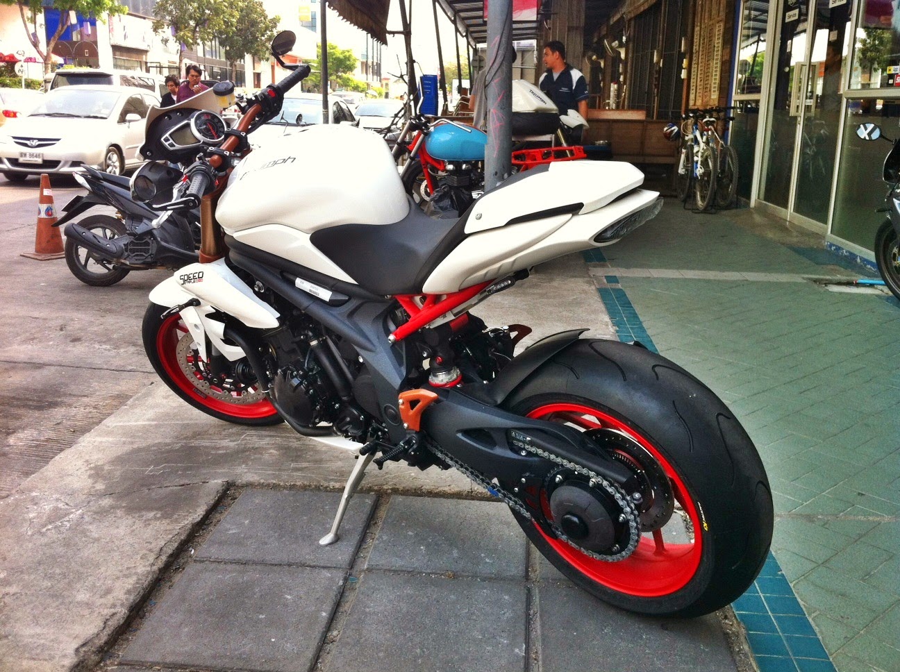 Britbike Triumph Motorcycle Blog: รถลูกค้า 2012 Speed Triple
