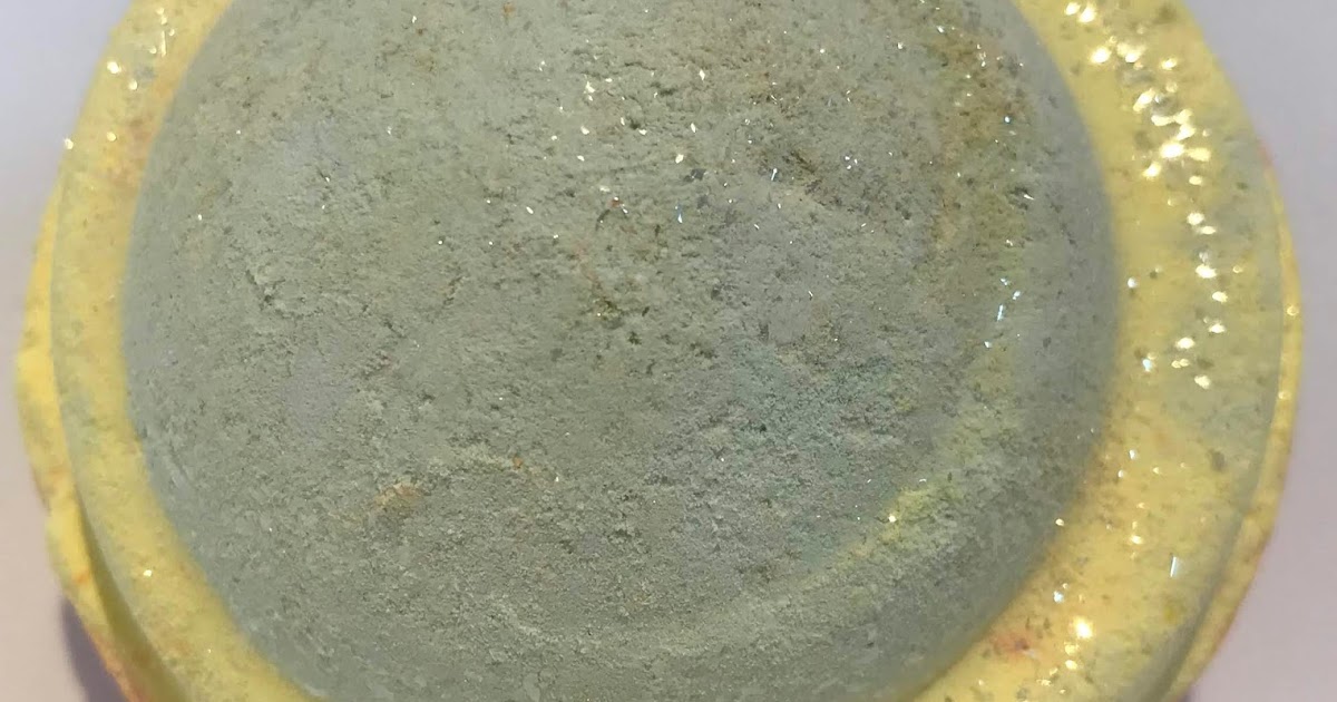 All Things Lush UK: Rainbow Brighton Bath Bomb