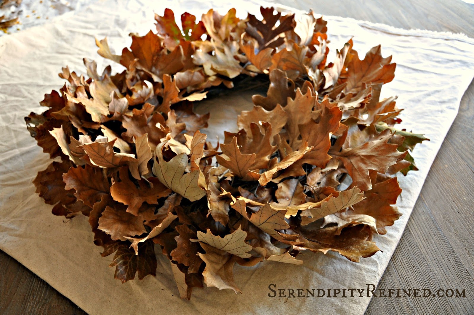 Serendipity Refined Blog: Easy Fall DIY Craft: Rustic Oak Leaf Wreath