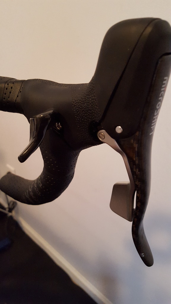 Crispie Pursuits: Quick gear Review: New Microshift Brifters