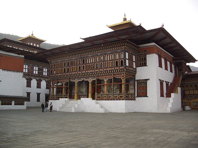 Eva Rodríguez Braña: La Felicidad Interior Bruta: Bután, Buthan o Druk Yul