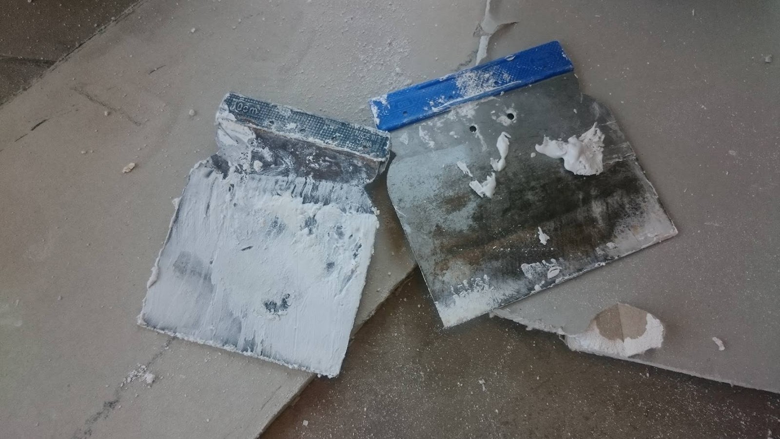 Tips dan Teknik untuk Plaster Simen Putih atau Syiling ~ Marma Homestay ...