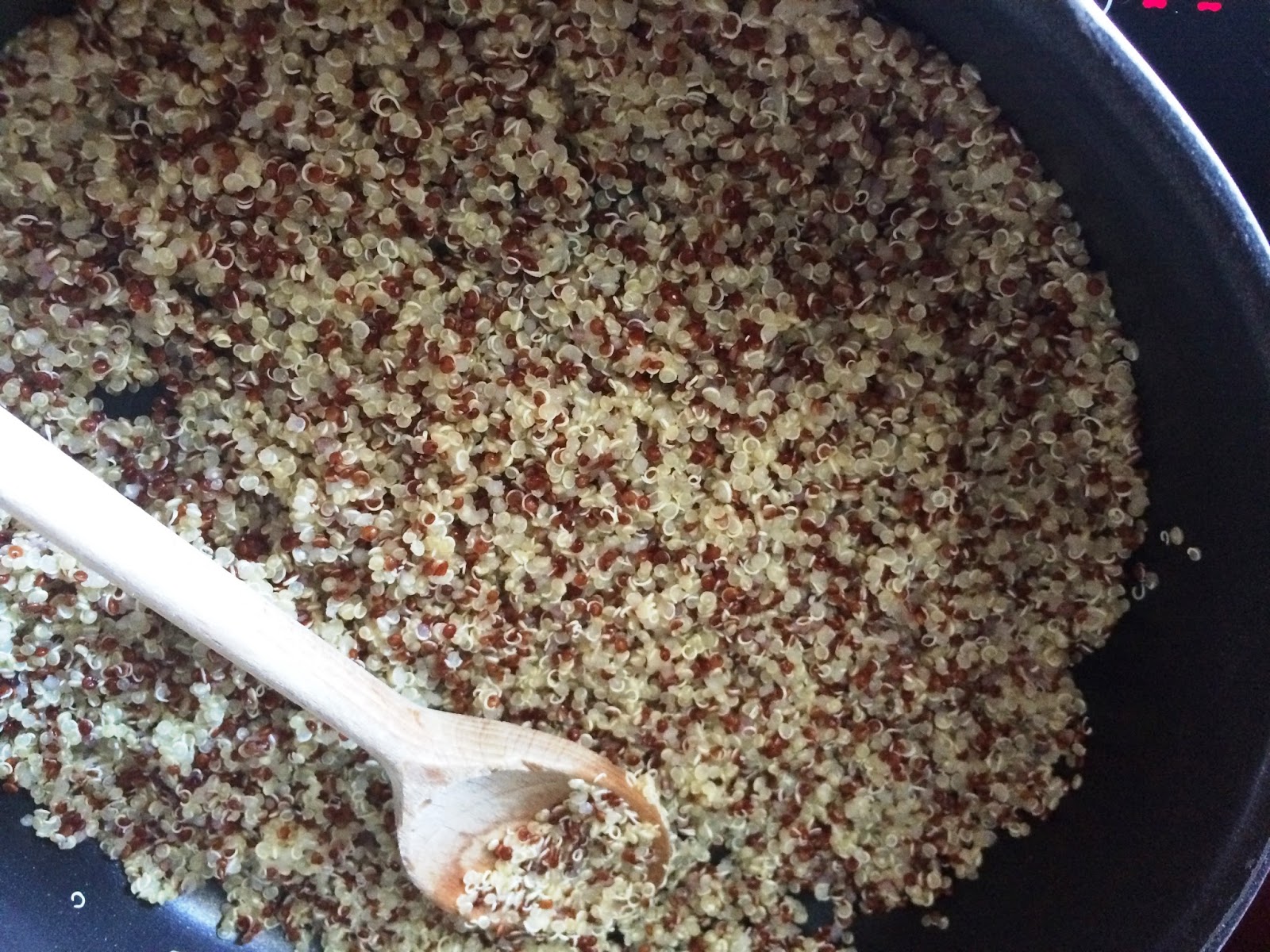 Recette de quinoa rouge et blanc en salade sauce asiatique – Cuisiner ...