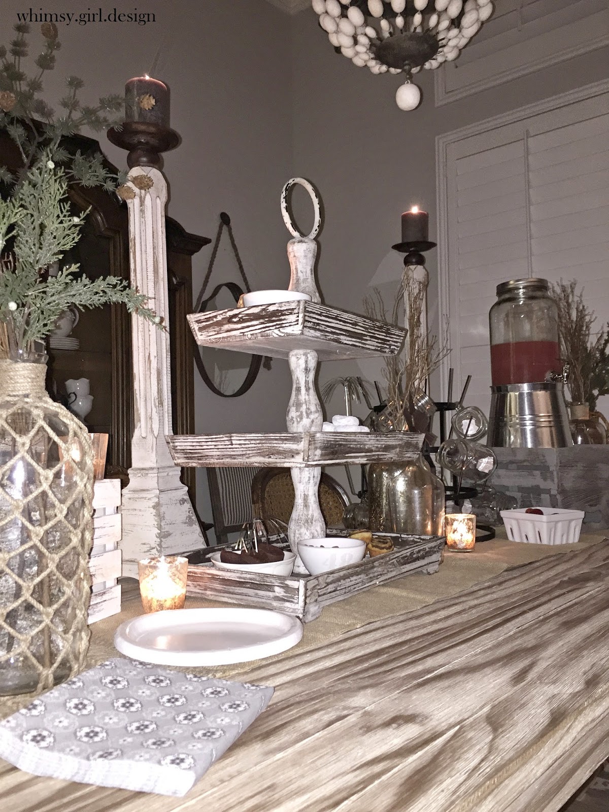 whimsy girl: Friday Finds: {3 tiered stands and my desk calendar}