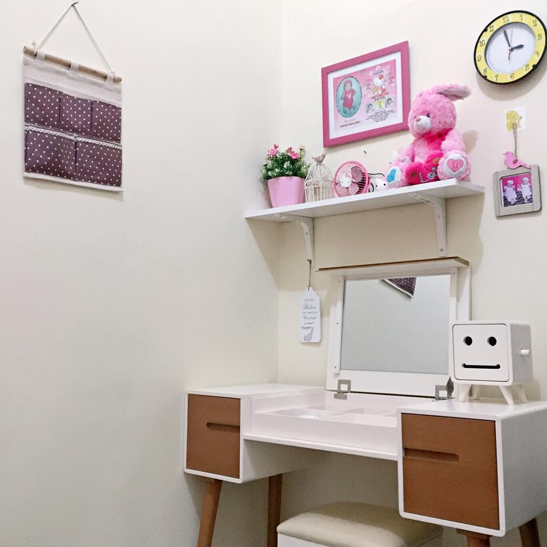 Model Meja Rias Minimalis Modern yang Elegan dan Cantik - Yoedha Com