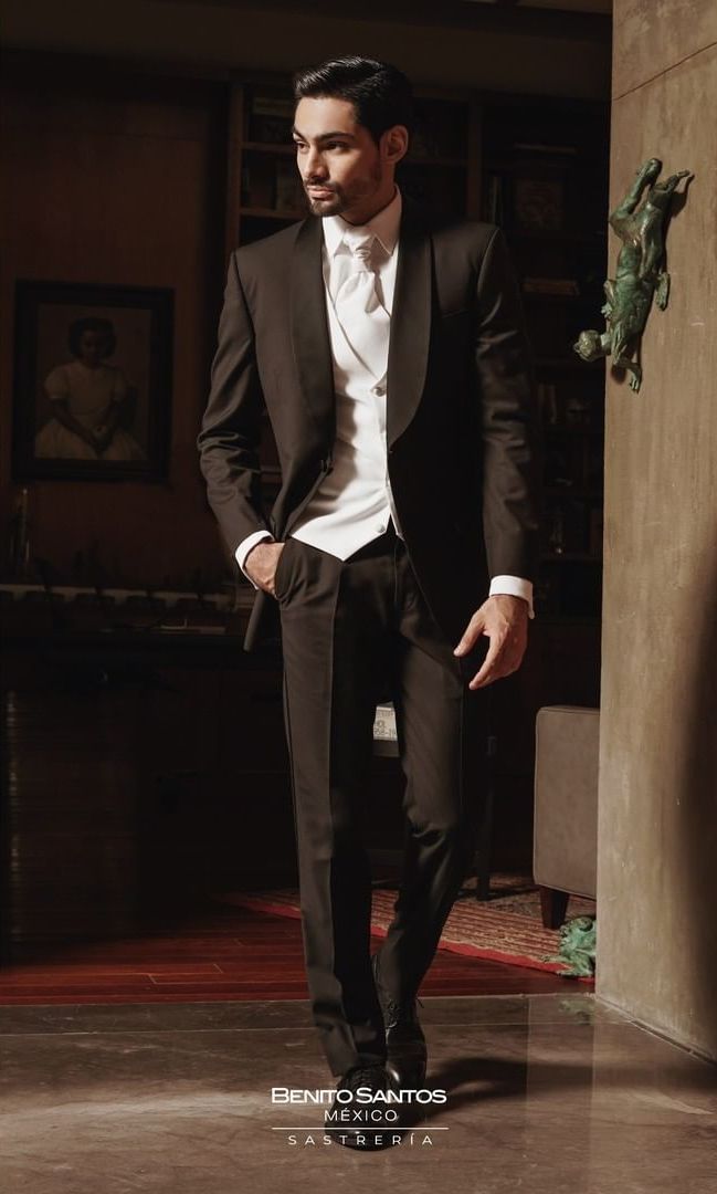 Benito Santos presenta 'Sastrería', su servicio exclusivo de trajes a ...