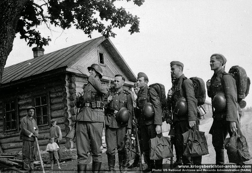 NAZI JERMAN: Koleksi Foto Karya SS-Kriegsberichter Anton August Ahrens