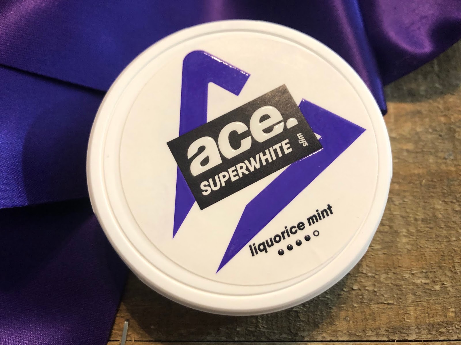 Ace Superwhite (Licorice Mint) Nicotine Pouches - Review. 24 March 2020.