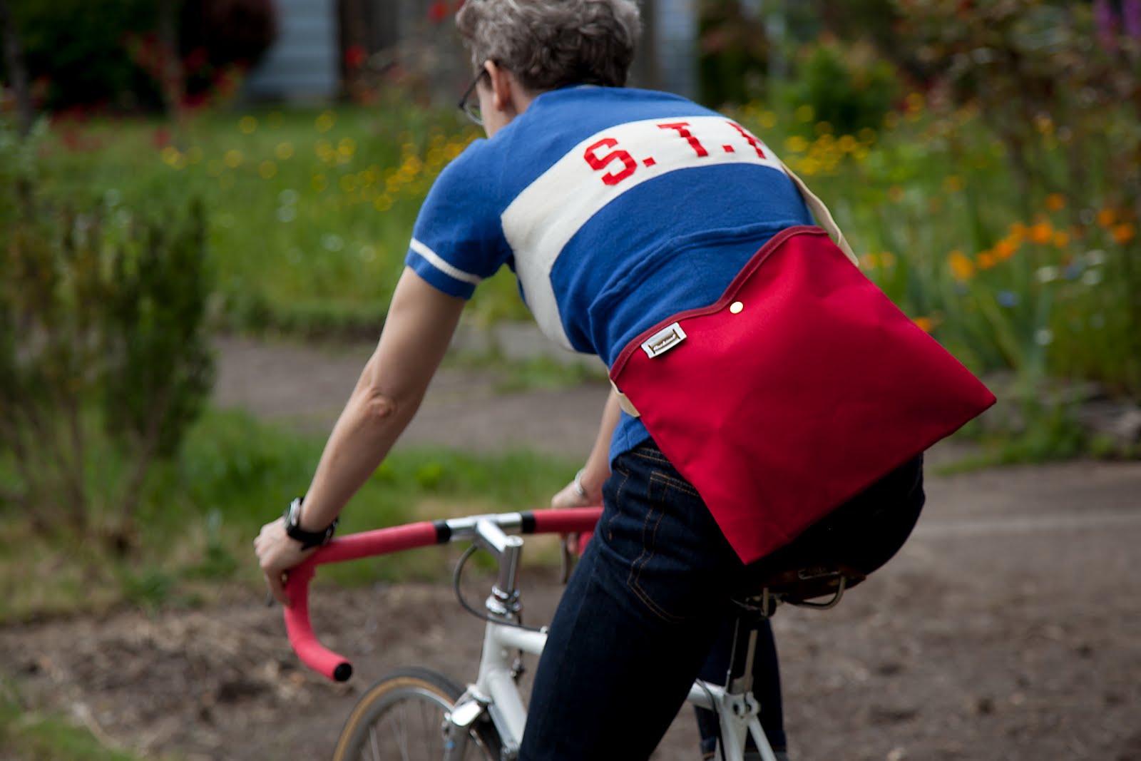 musettes | Archival Blog