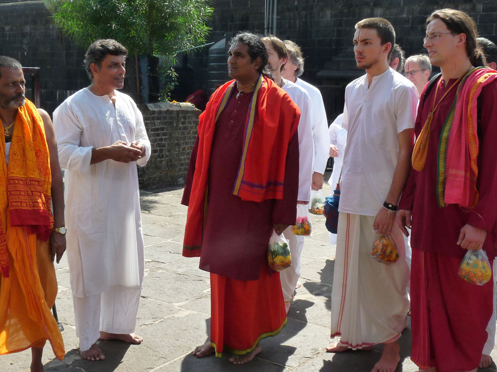 Paramahamsa Sri Swami Vishwananda / Bhakti Marga: India Pilgrimage with ...