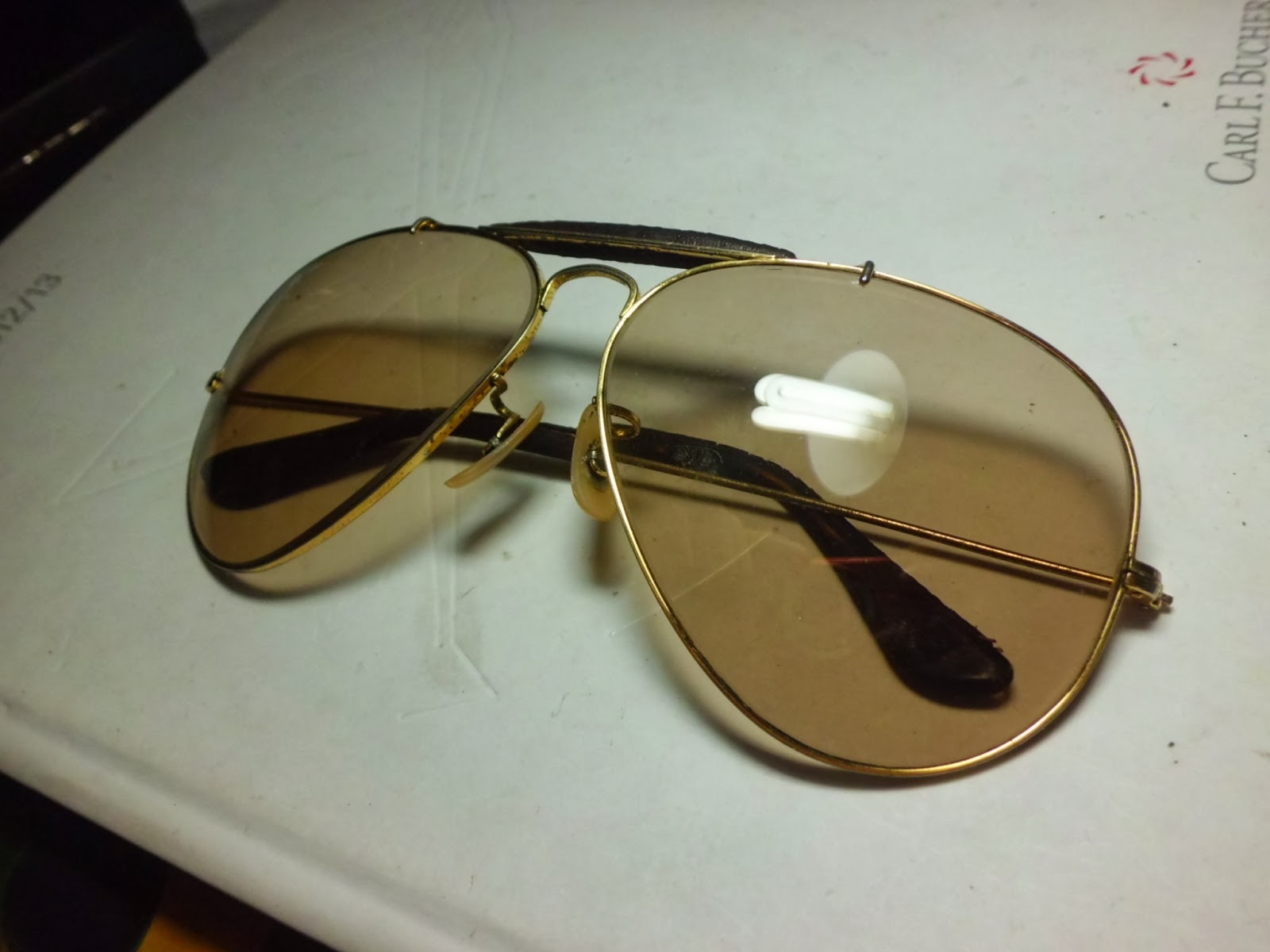 KOLEKSI ANTIK: KACAMATA SUNGLASSES ORIGINAL RAYBAN N BRANDED