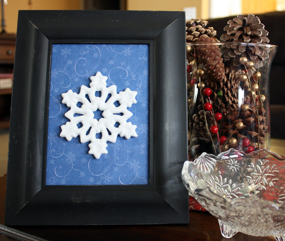 We are the Robinsons!: snowflake frame tutorial