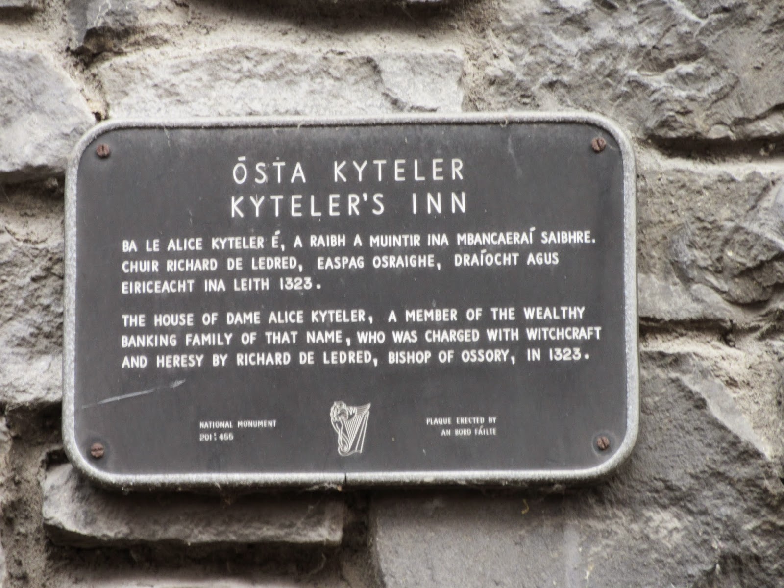 Rónán Gearóid Ó Domhnaill: Kyteler's Inn Kilkenny