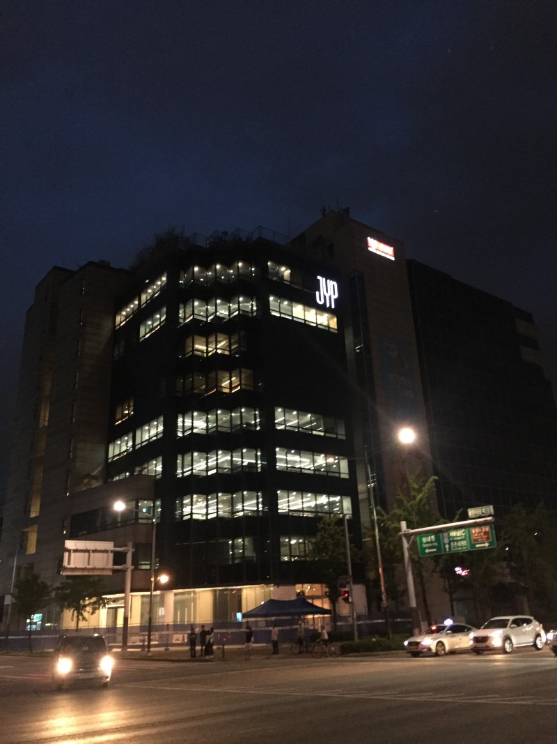 พิกัดตึกใหม่ของค่ายเพลง JYP - JYP Entertainment's New Building Location ...