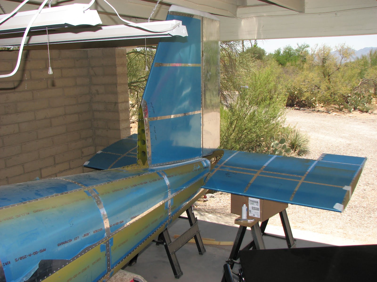 Torsten's RV-12: Stabilator Installed
