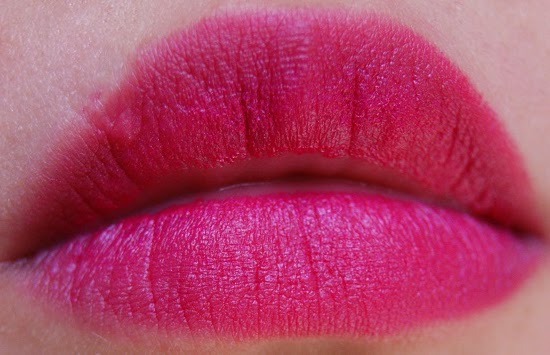 Maybelline Color Sensational Creamy Matte in Mesmerizing Magenta