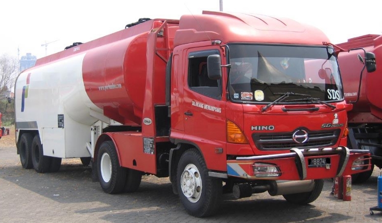 Truk Hino Modifikasi Terbaru & Miniatur Legenda Tanah Perjuaangan