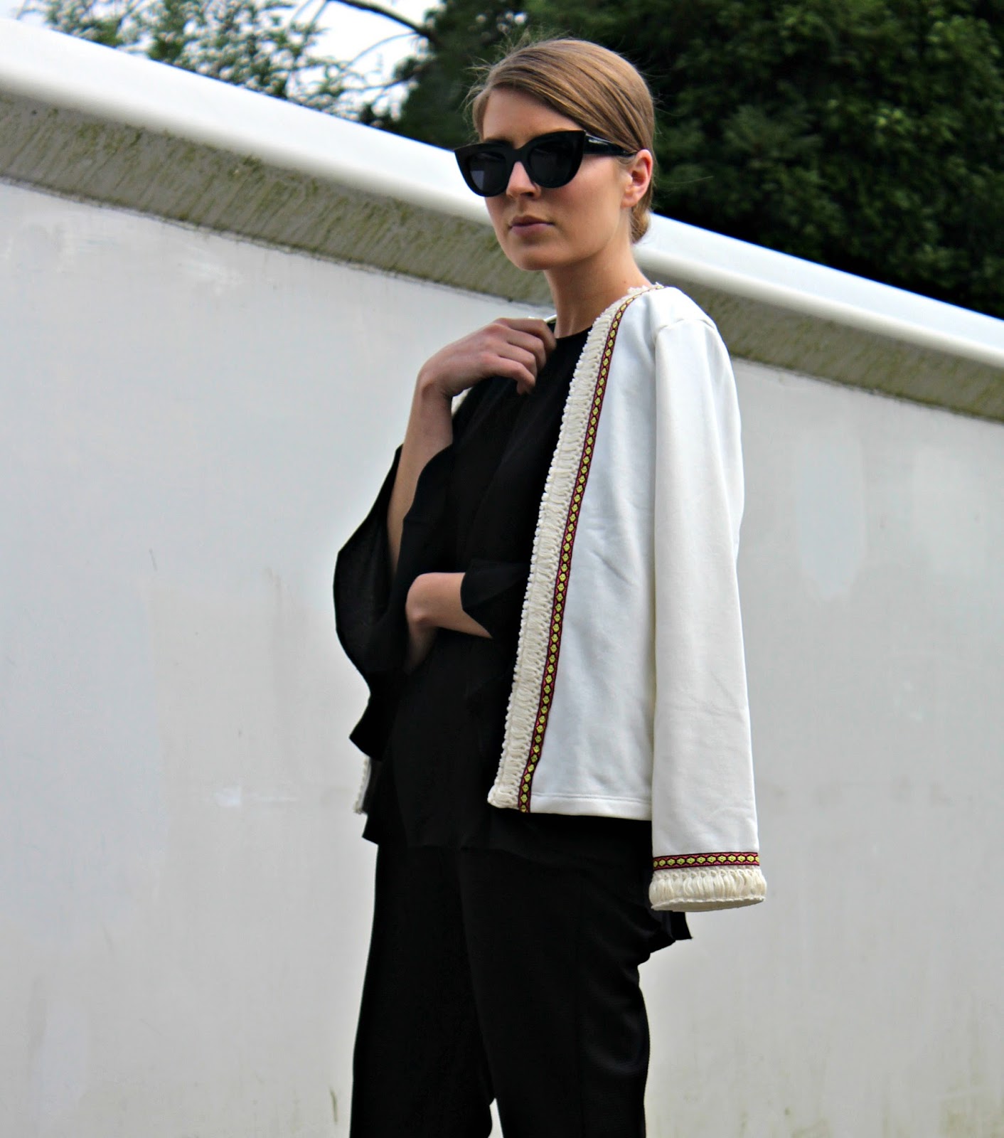 Outfit: Trophy Jacket and Frill Sleeves | Style Trunk