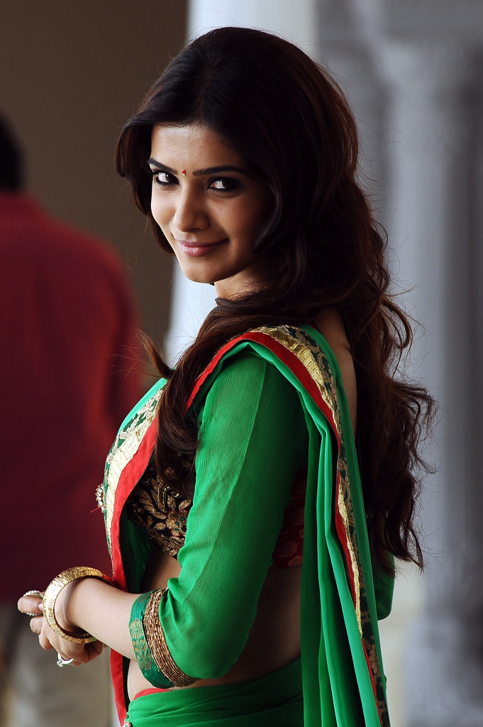 Samantha in Half Saree from Dookudu Movie Pics