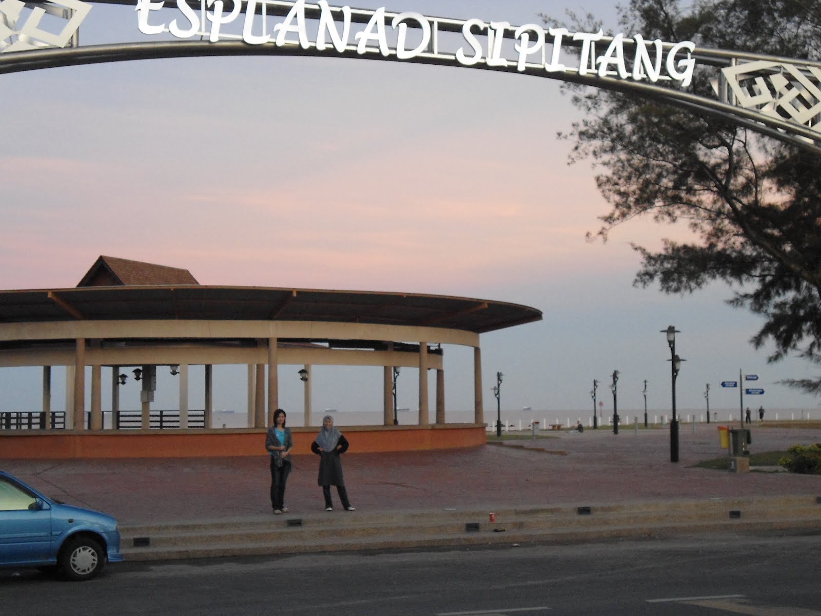 .:Sabah, My Homeland:.: The Beauty of Esplanad Sipitang