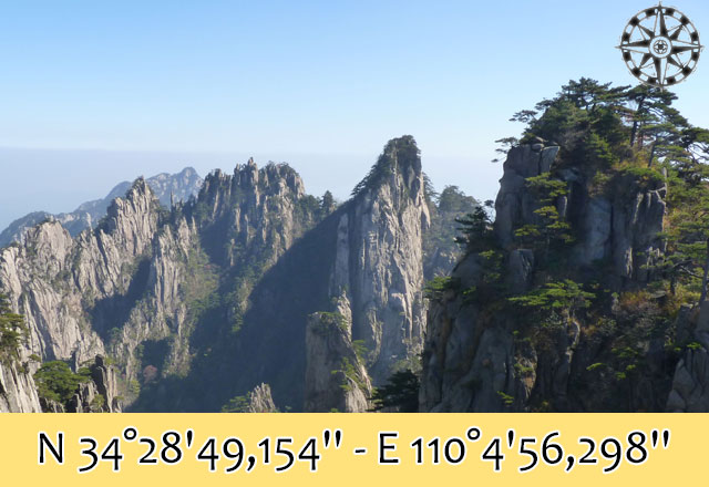 El santuario del pico oeste del Monte Hua en China. | Coordenadas con ...