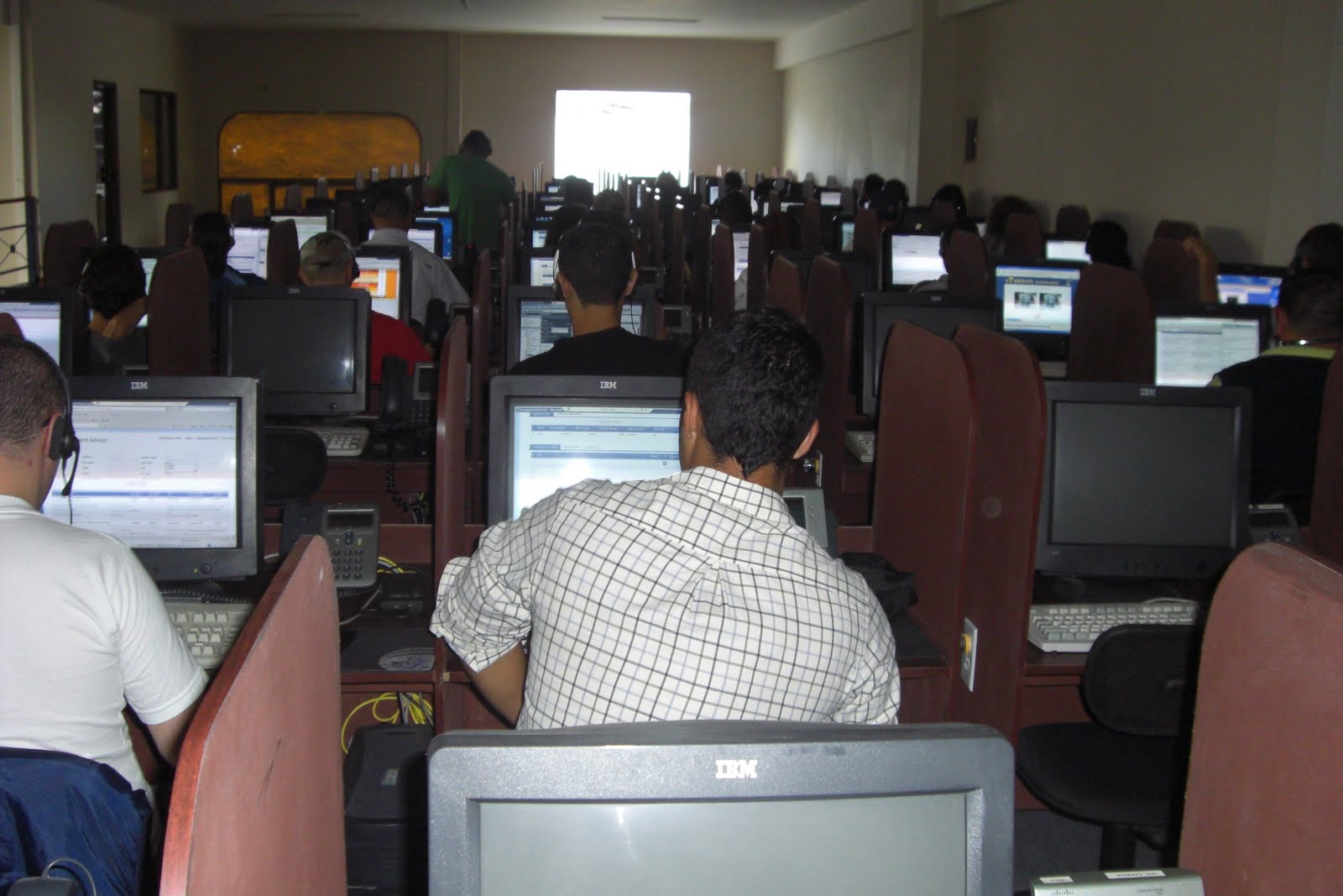 Outsourcing with Costa Rica's Call Center.: CENTRAL AMERICA CALL CENTER ...