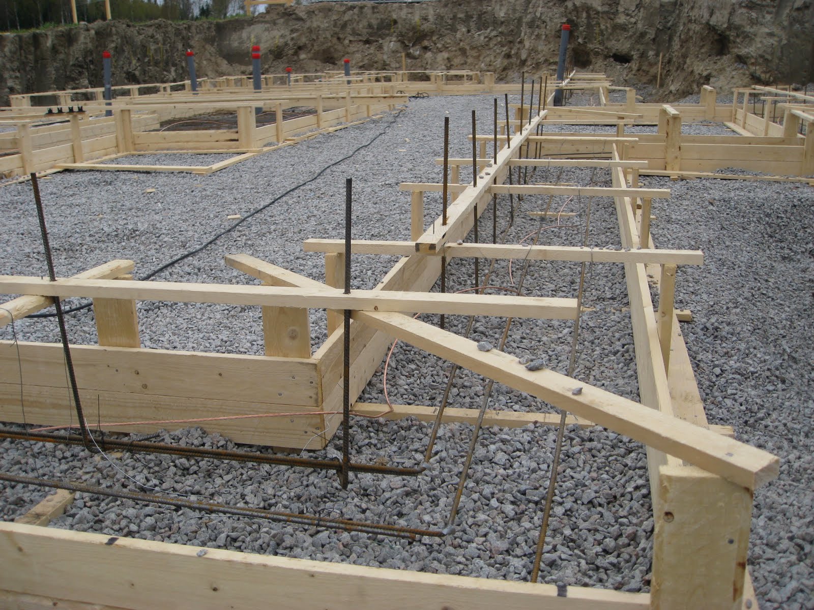 Vasara ja vaippoja: Vappu - suomalaisen työn juhla: raudoitusta