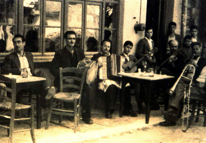 Μετά το κύμα το άρωμα...: ΤΑ ΕΛΛΗΝΙΚΑ ΚΑΦΕΝΕΙΑ