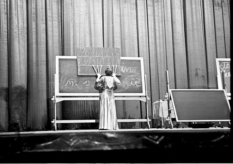 Pictures of Thea Alba, the Woman With Ten Brains ~ Vintage Everyday