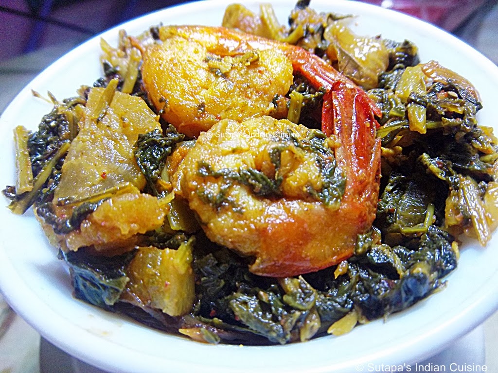 Chingri Diye Mulor Saag / Prawn Cooked With Radish Greens