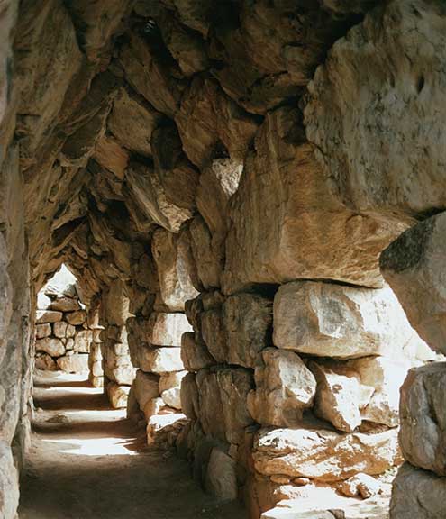 Eccentric Art Designs: Corbel-vaulted gallery