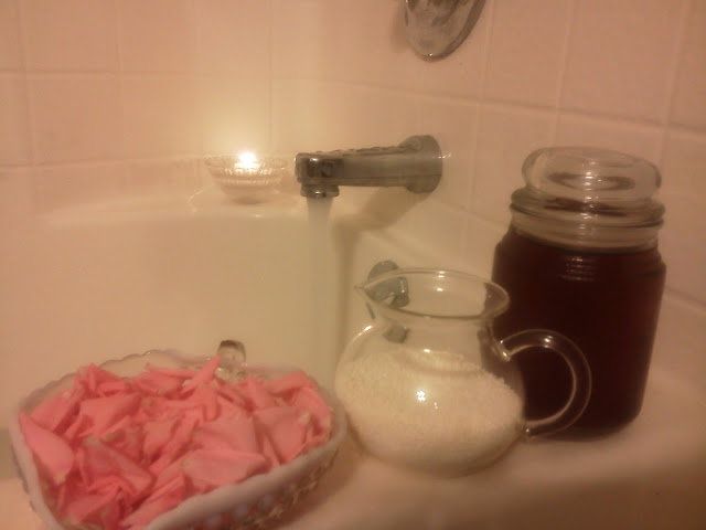 Natures Home Spa: DIY Rose Milk Bath