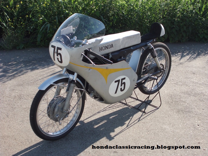 Honda Classic Racing: SS50 race bike, still shaking down